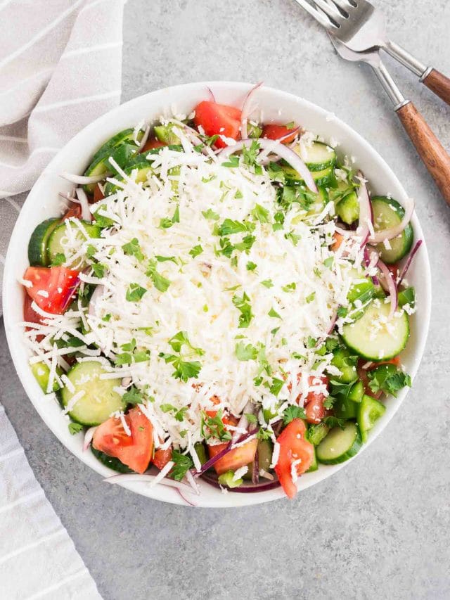 Easy Cucumber Salad Recipe (Fresh & Healthy) | Delicious Meets Healthy