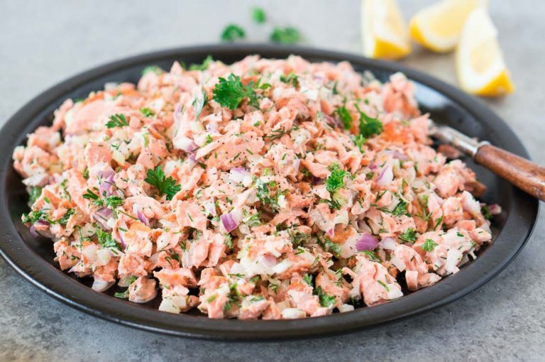 Salmon Salad Recipe (Only 20 Minutes) - Delicious Meets Healthy