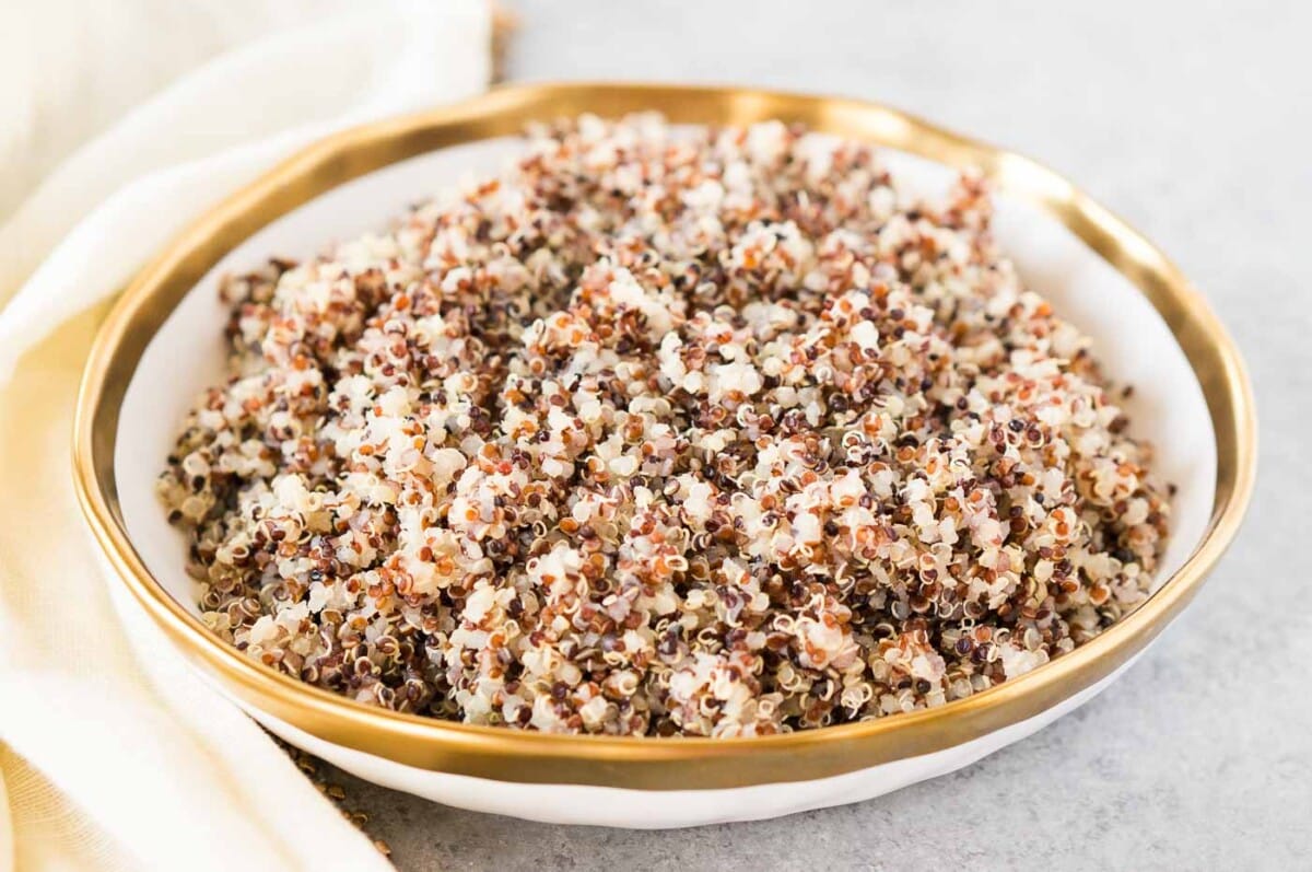 How To Cook Quinoa - Delicious Meets Healthy