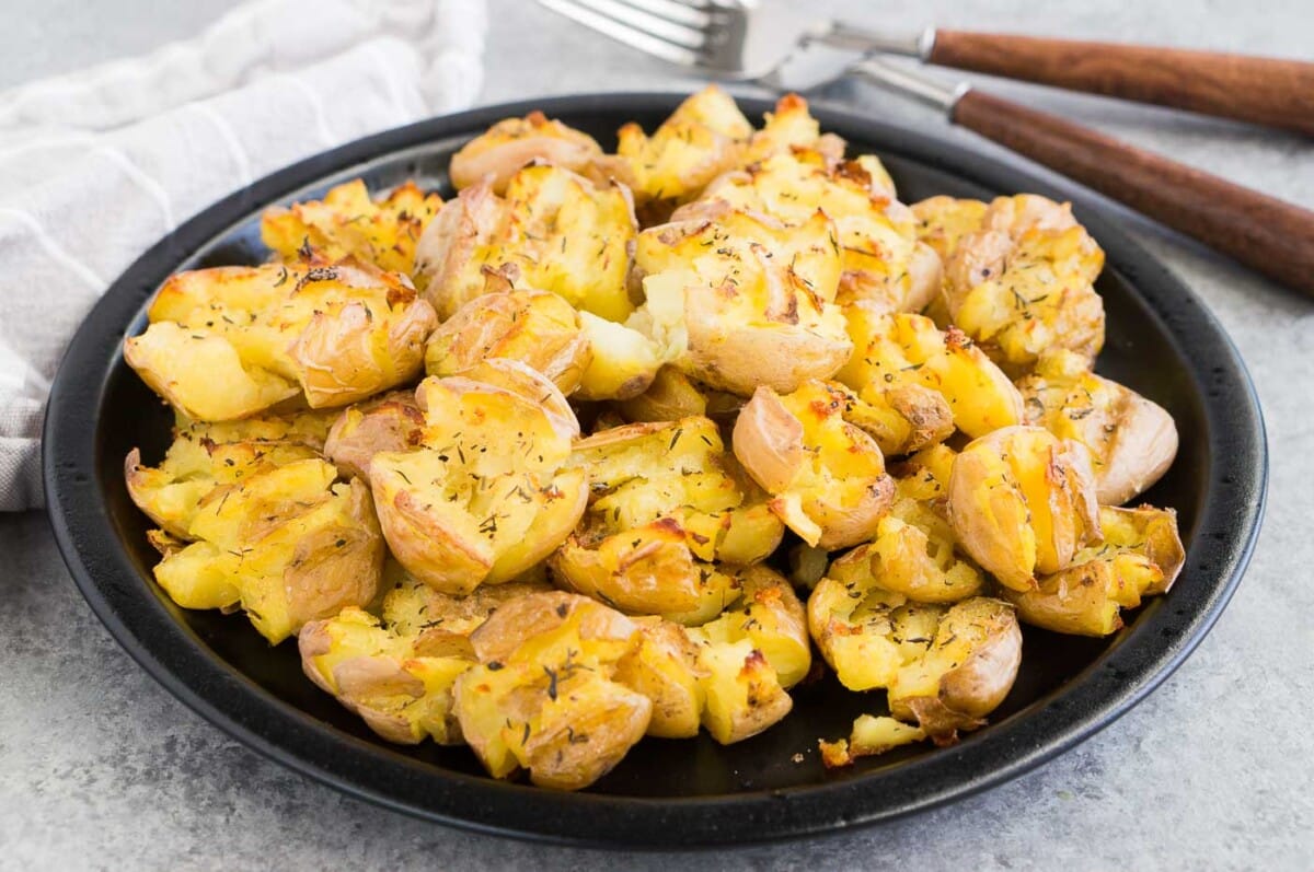 Smashed Potatoes - Delicious Meets Healthy