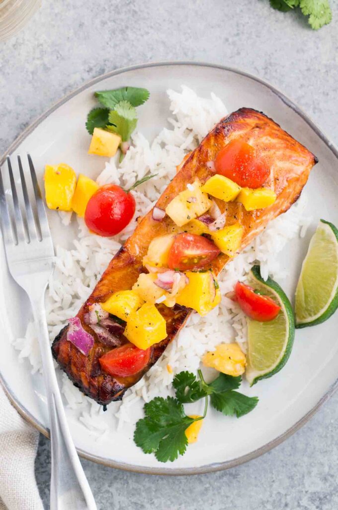 Salmon with Mango Salsa - Delicious Meets Healthy