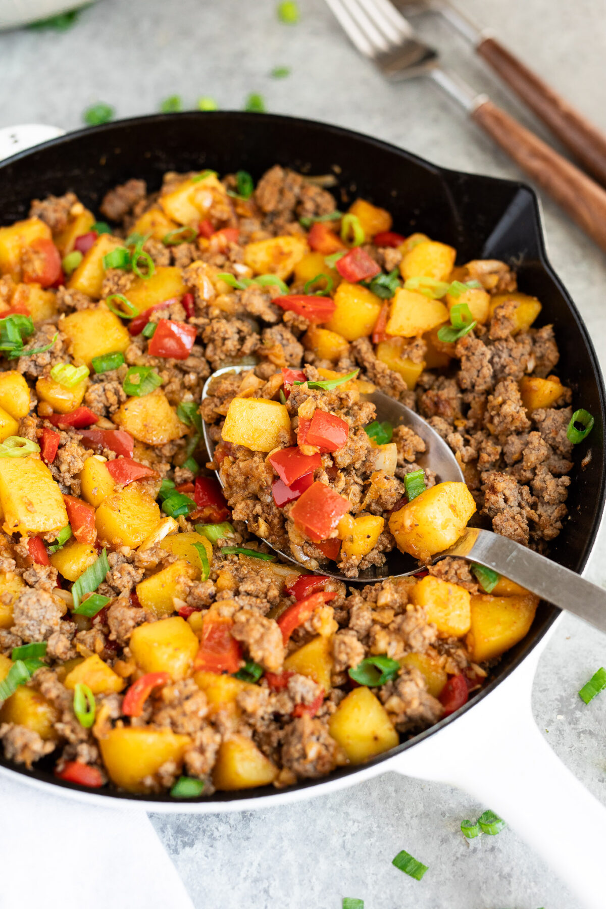 Ground Beef and Potatoes (One Pot Comfort Food) - Delicious Meets Healthy