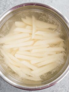 Homemade French Fries (Crispy and Healthy) - Delicious Meets Healthy